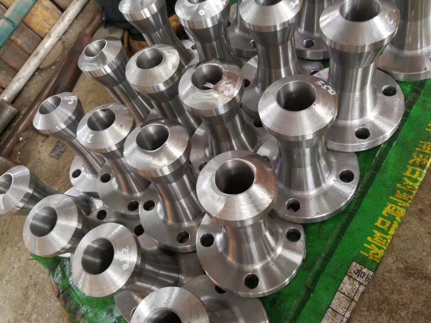 Forged NO8825 Nipo Alloy Steel NipoFlanges , Incoloy 825 1'' 150#