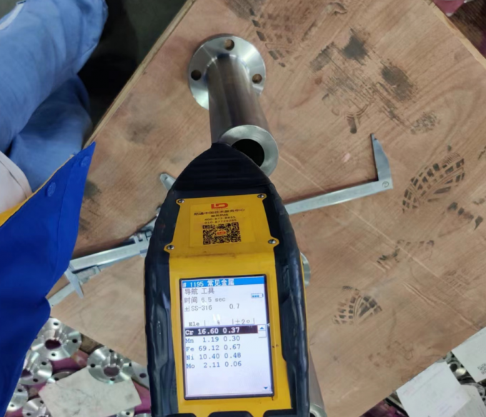 SS Pipe Fittings Flange LWN RF 150 LBS ASME B16.5 SS316L 2" X 350mm Flanges